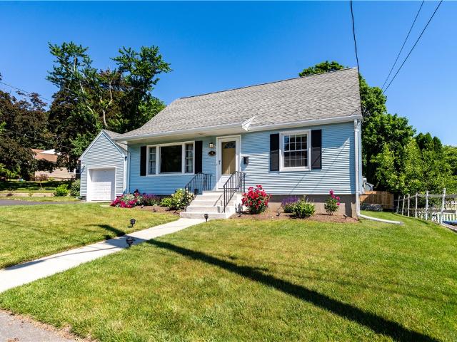 11 Bellevue Drive
