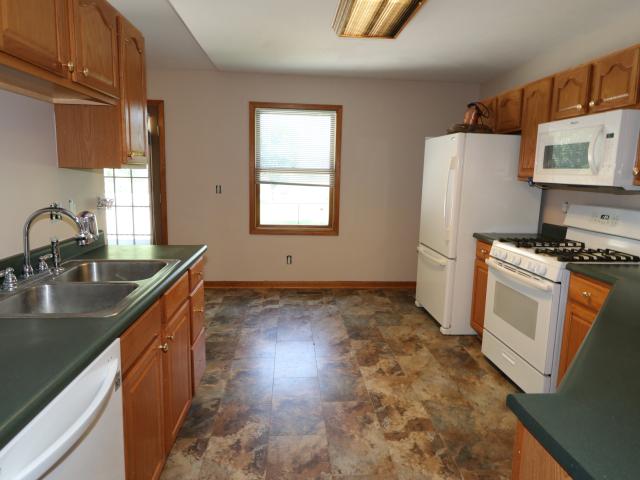 11 Belmont Place E