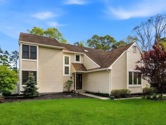 11 Berwyn Dr, Palermo, NJ 08230
