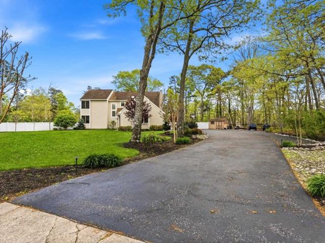 11 Berwyn Dr, Palermo, NJ 08230