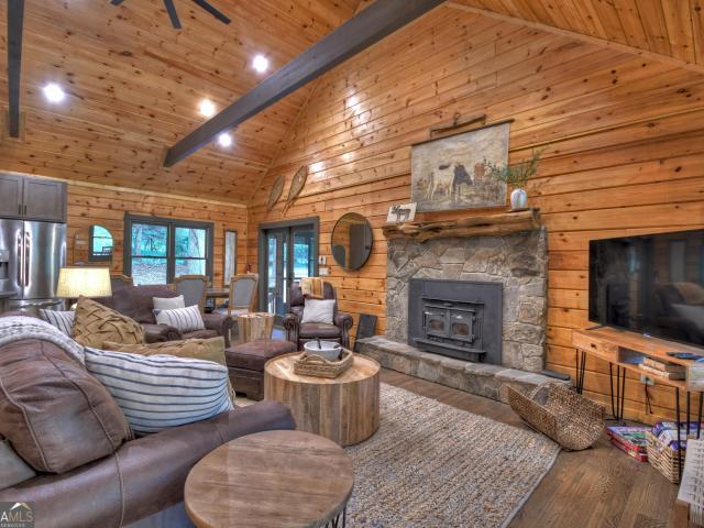 11 Brown Mountain Place