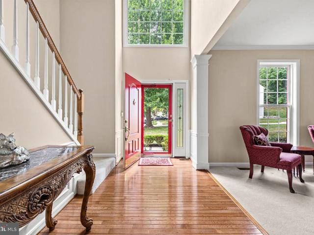 11 Brook Hill Court