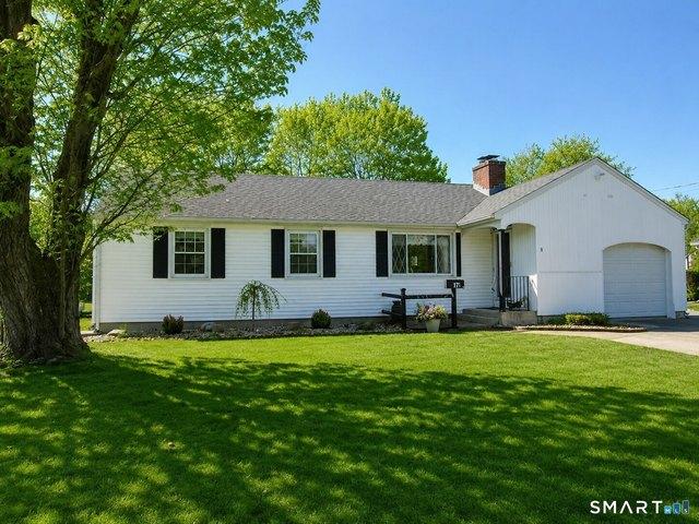 11 Brookfield Dr, East Hartford, CT 06118