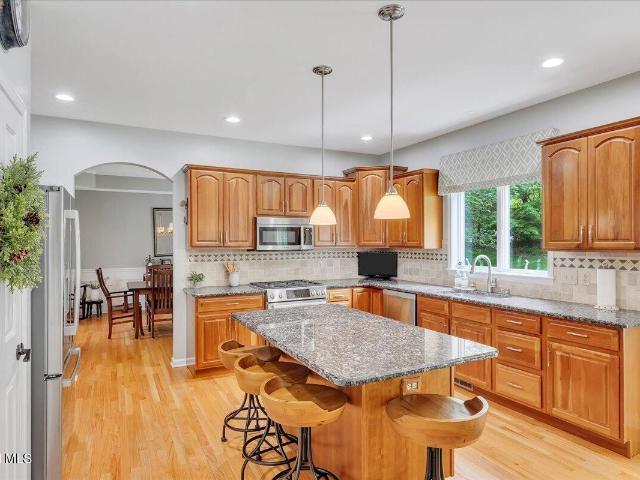 11 Brookhaven Lane