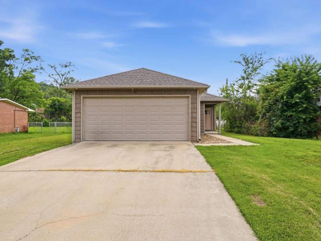 11 Brooklawn Drive