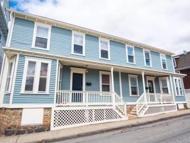 11 Brewer St, Newport, RI 02840 MLS 1383000