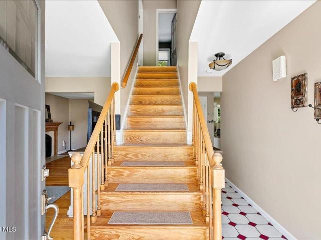 11 Brinker Circle
