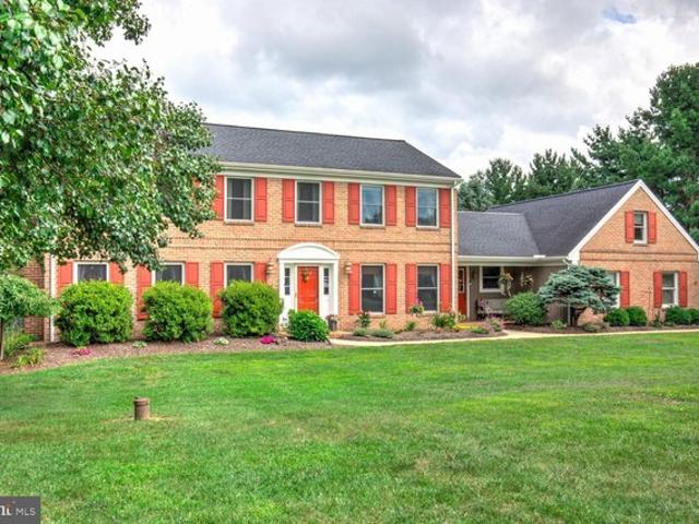 11 Buck Run, Reinholds, PA 17569