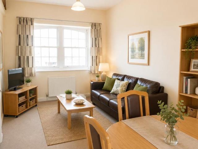 11 Burberry Court, Ely
