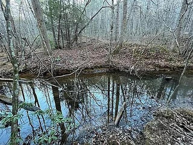 11 Camp Creek Rd