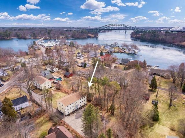 11 Carriage Hill Rd Apt B, Eliot, ME 03903