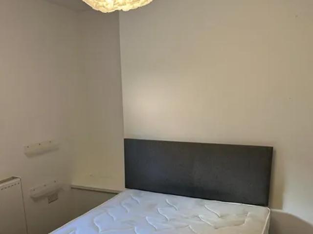 11 Carrill Grove East, Manchester, M19 3BT, United Kingdom | Room for rent #129876566 | Rentberry