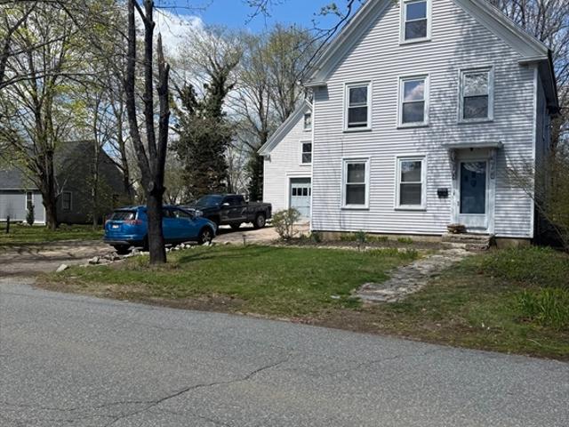11 Center St, Kingston, MA 02364 | MLS #73507