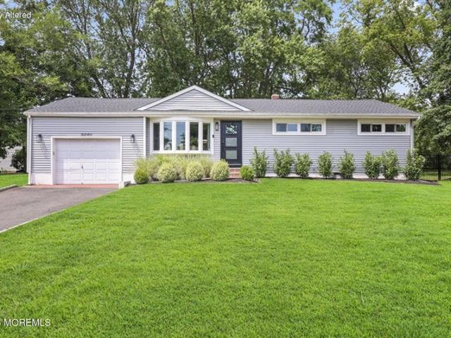 11 Cedarcrest Dr, Neptune Township, NJ 07753
