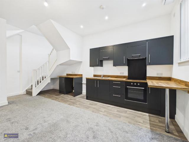 11 Chapel Lane, Kingston Upon Hull HU1, 1 bed flat to rent, £750 pcm | PrimeLocation