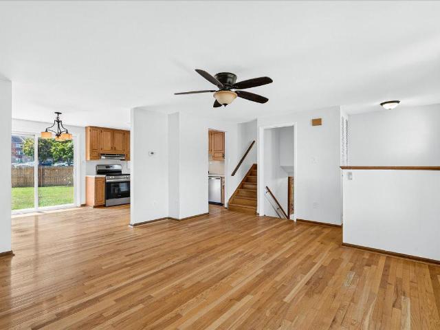 11 Chapel Place