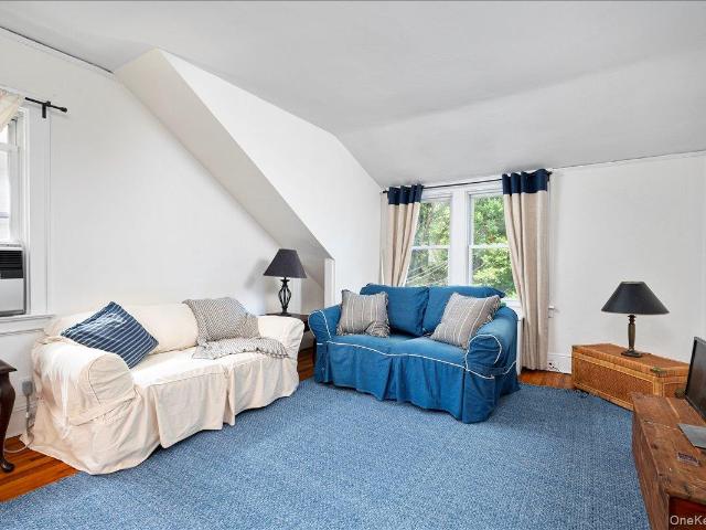 11 Cherry Avenue 2nd Floor