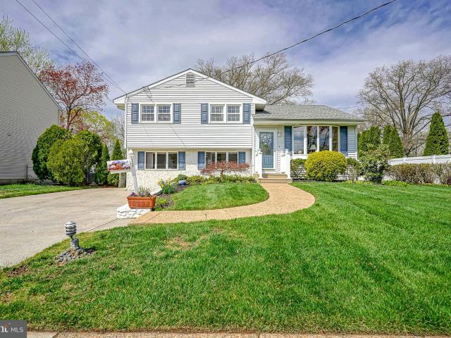 11 Cherry Ln, West Deptford, NJ 08096 | MLS #NJGL2071 | Compass