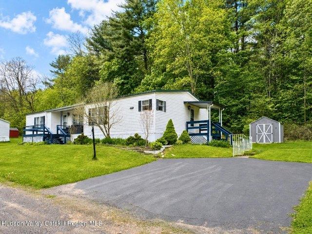 11 Christy Ave, Leeds, NY 12451