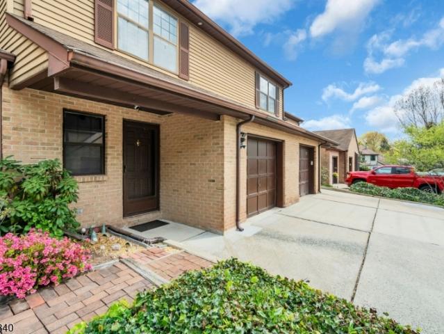 11 Cindy Ct, Lebanon, NJ 08833 | MLS #4022