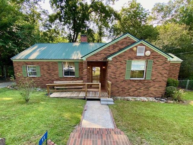 11 Commerce Ct Unit 6, Hawkinsville, GA 31036