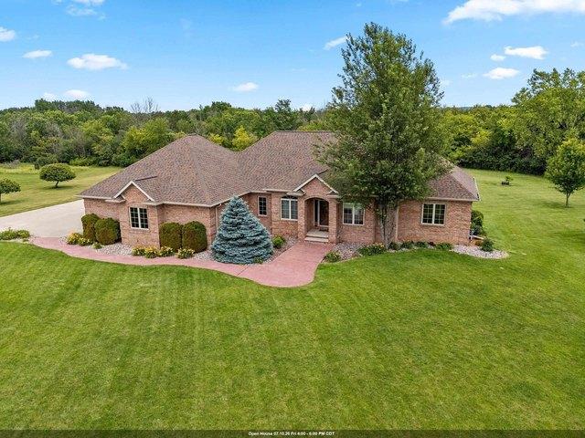 11 Corn Silk Ct, Wrightstown, WI 54180