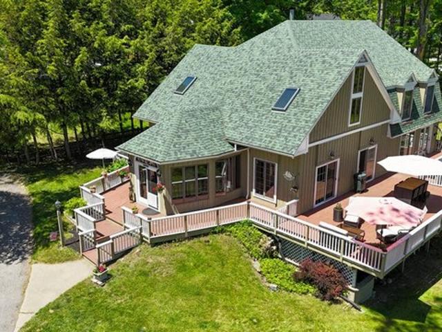 11 Cotton Ct, Diamond Point, NY 12824