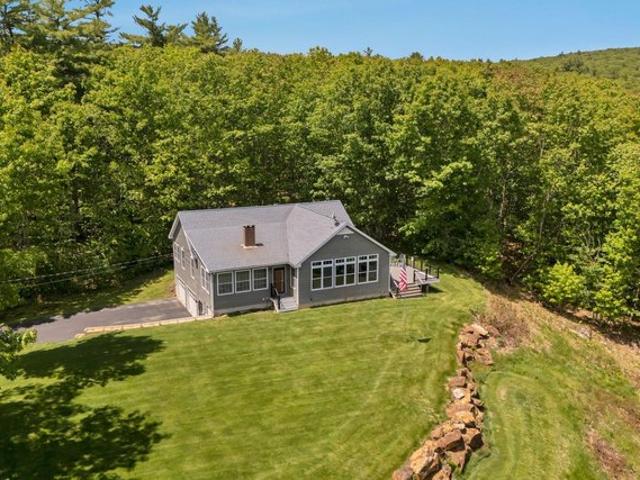 11 Clearview Ln, Waterboro, ME 04087