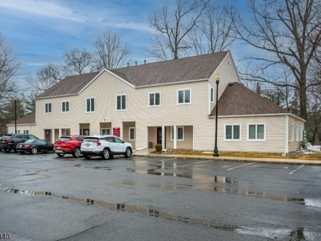 11 Clyde Rd