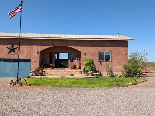 11 Cross Creek Rd, Tularosa, NM 88352