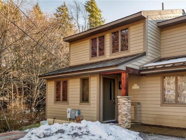 11 Creekside Vlg, Ellicottville, NY 14731