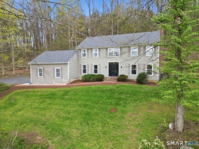 11 Cricket Ln, Avon, CT 06001