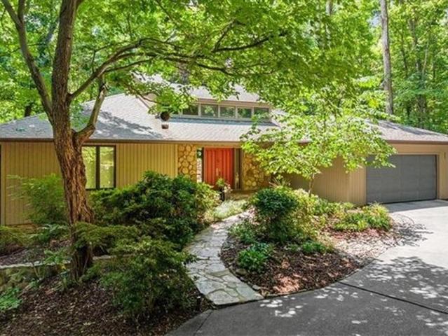 11 Culbreth Ave, Thomasville, NC 27360