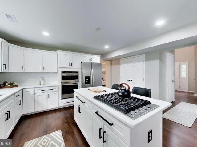 11 Danbury Forest Lane