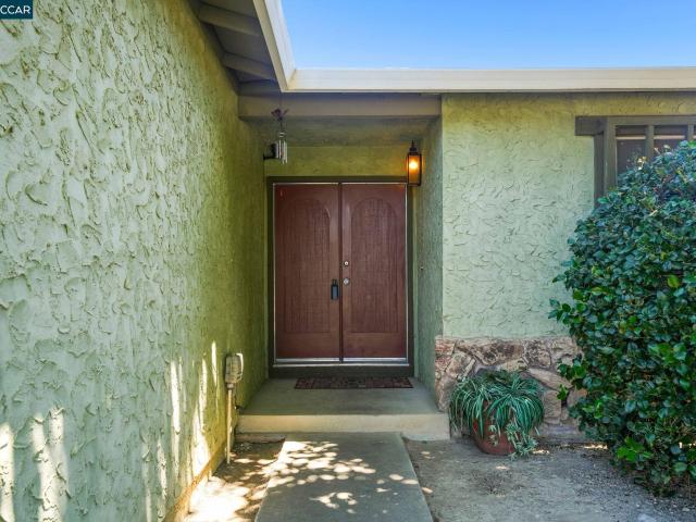 11 Danridge Ct