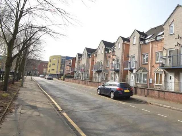 11 Dearden Street, Manchester, M15 5LZ, United Kingdom | 4 bed townhouse for rent #168119290 | Rentberry
