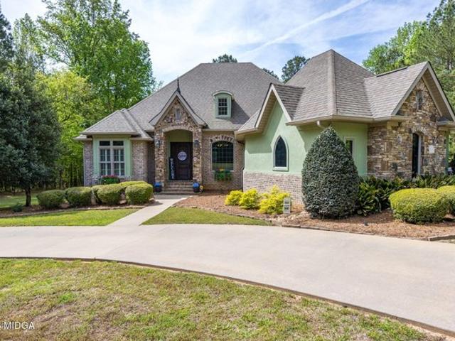 11 Deer Creek Dr, Forsyth, GA 31029