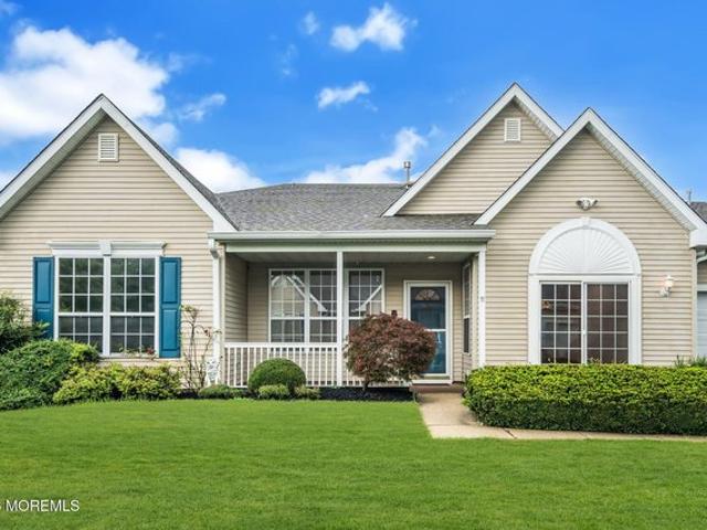 11 Deerchase Ln, Lakewood, NJ 08701