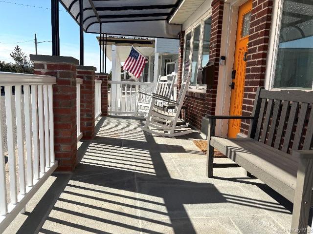 11 Delaware Avenue