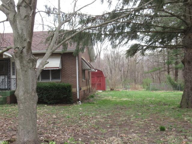11 Dequimpal Street