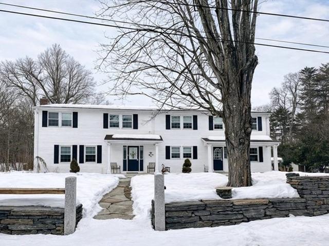 11 Dragon Cir, Easthampton, MA 01027