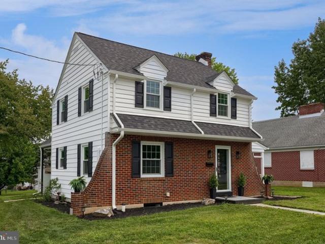 11 E Herman Ave, Lebanon, PA 17042