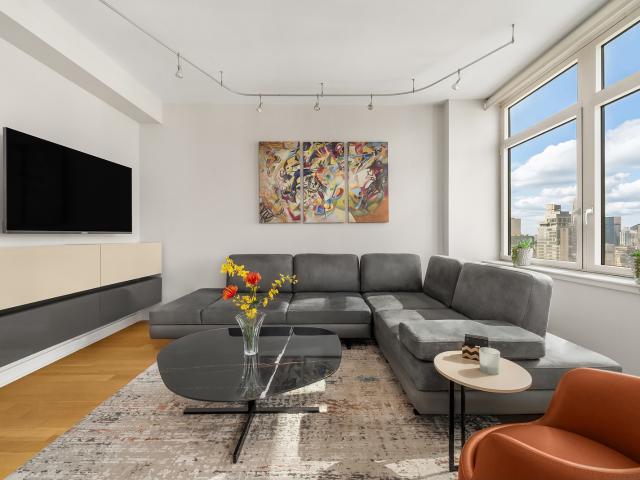 11 E 29TH Street 42C
