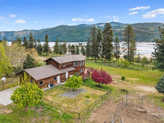 11 Echo Cove Rd, Colville, WA 99114