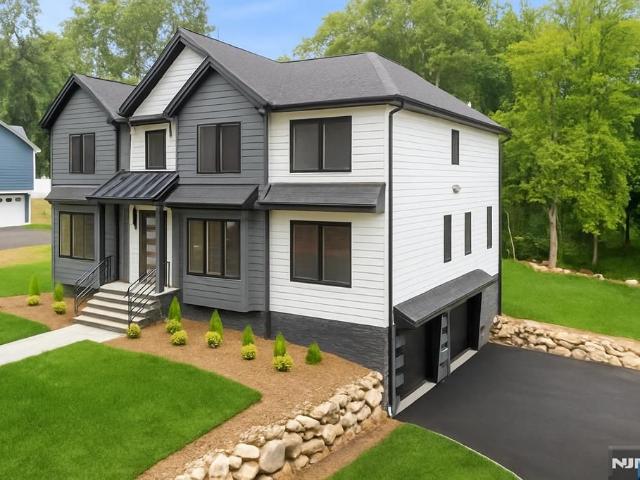 11 Eagles Nest Terrace, West Milford, US, NJ