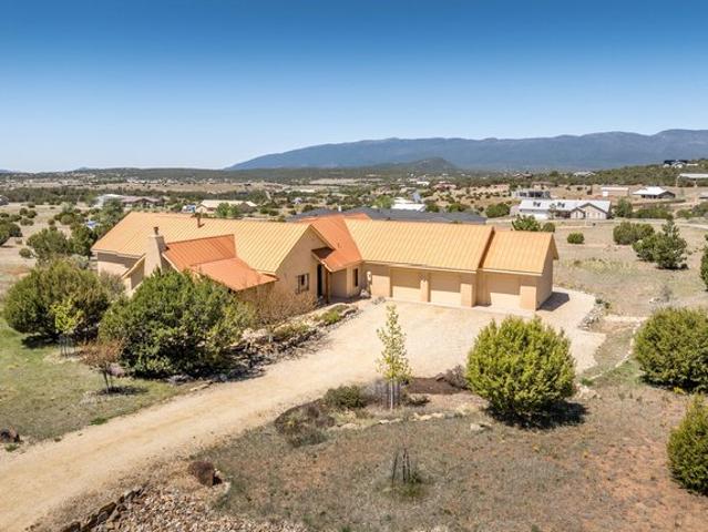 11 Eastside Loop, Sandia Park, NM 87047