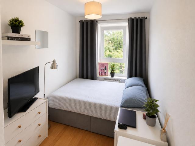 11 Ebenezer Mussel House – Room 2