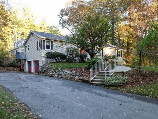 11 Edgeworth St, Billerica, MA 01821