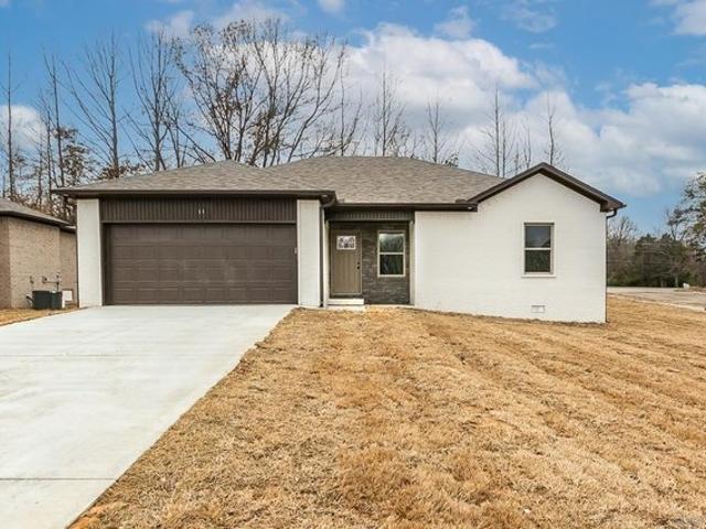 11 Edward Dr, Ward, AR 72176