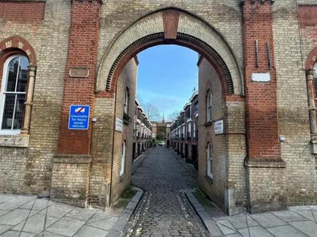 11 Elgin Mews North, London, W9 1NN, United Kingdom | 3 bed house for rent #139403496 | Rentberry